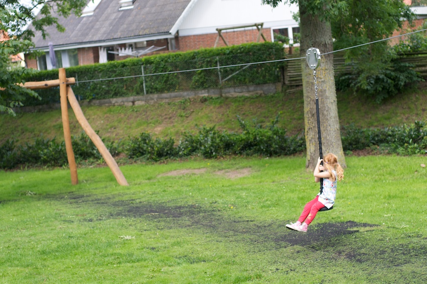 30 Super Fun Kid Friendly Backyard Ideas to Create at Home
